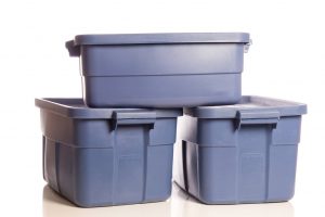 Is It Better to Use Boxes or Totes When Moving? | Moving Blog